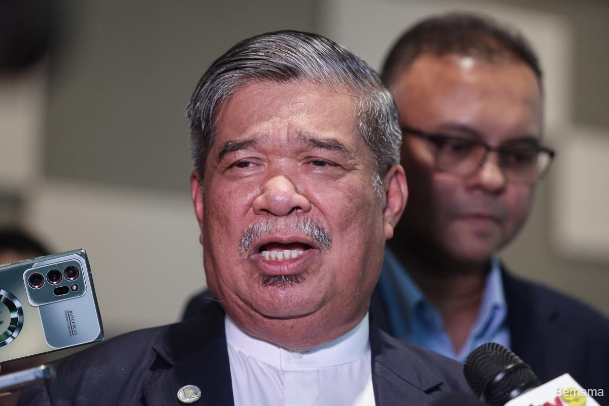 Ministry continuously monitoring local white rice price — Mohamad Sabu